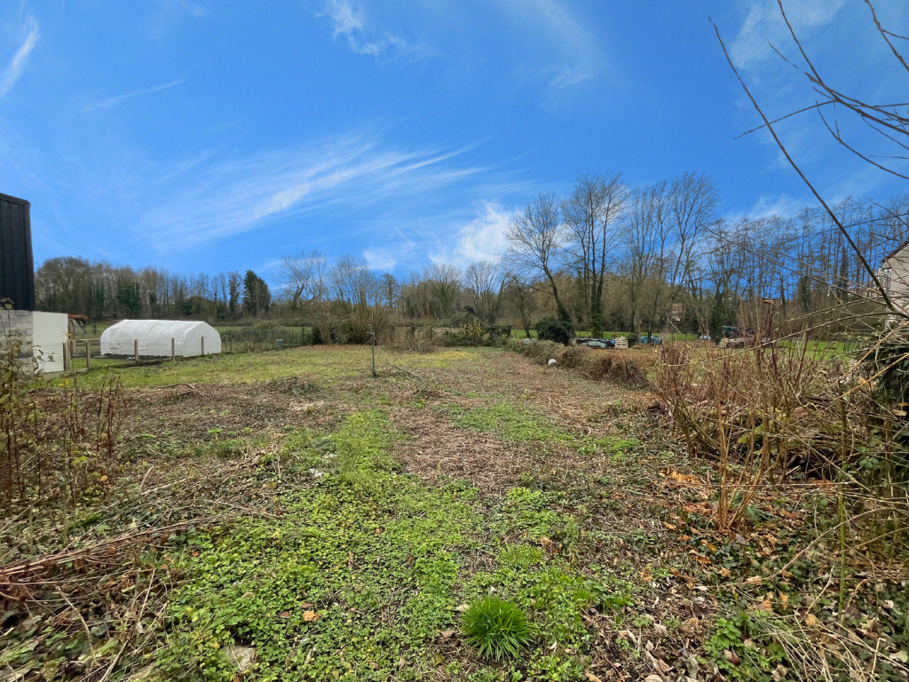 Fermette brique et pierre blanche à petit prix ! | IMMO Location & Vente